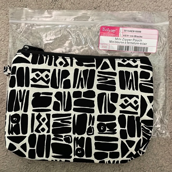 thirty-one | Bags | Thirtyone Mini Zipper Pouch In Ink Blocks | Poshmark